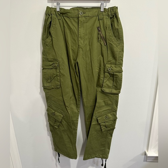 Source Unknown | Pants | Vtg Y2k Unbranded Paratrooper Cargo Pants ...